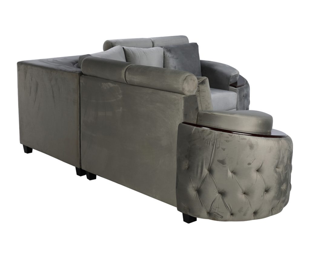 ADAM CORNER – Verritas